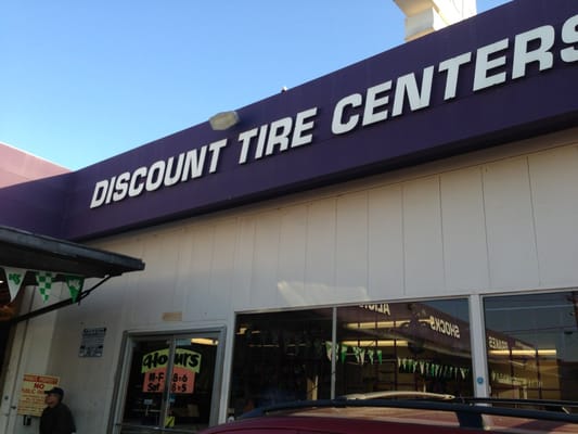 DISCOUNT TIRE CENTERS - Updated June 2025 - 27 Photos & 216 Reviews ...