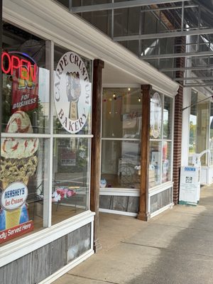 CARPE CRUSTUM BAKERY - Updated December 2025 - 23 Photos & 10 Reviews ...