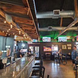 STINGERS BAR & GRILL - Updated July 2025 - 46 Photos & 42 Reviews - 151 ...