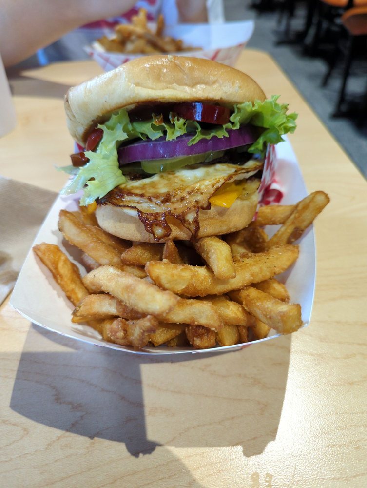 WIMPY’S BURGERS AND FRIES - Updated August 2024 - 30 Photos & 53 ...