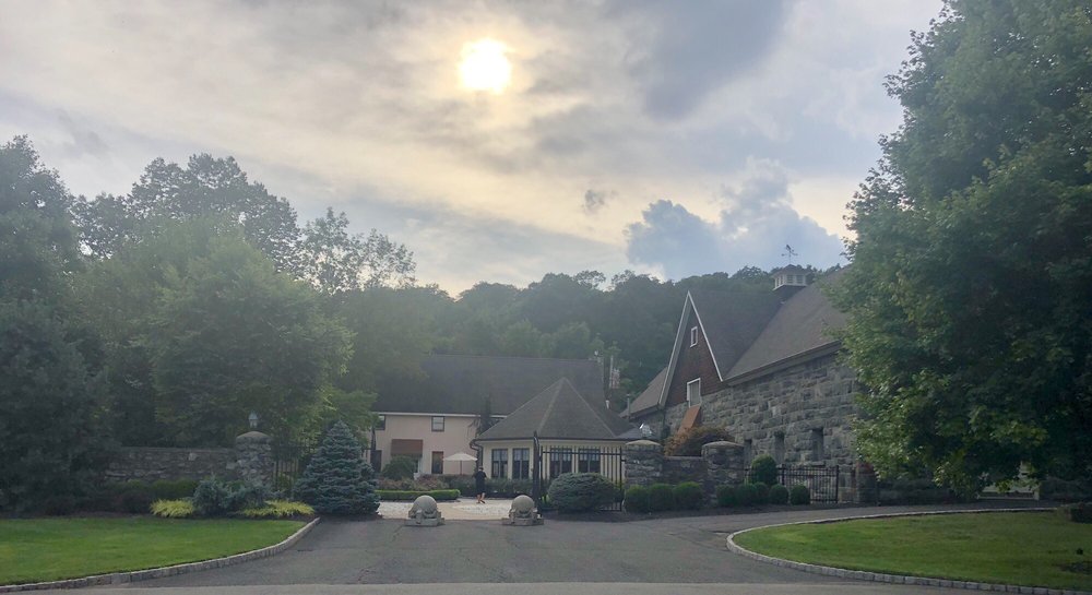 SMOKE RISE VILLAGE INN - 29 Photos & 41 Reviews - 9 Perimeter Rd ...