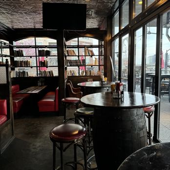 HIBERNIAN RESTAURANT & PUB - Updated September 2025 - 343 Photos & 356 ...