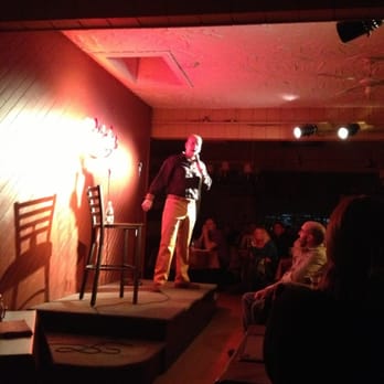 GIGGLES COMEDY CLUB - Updated December 2025 - 16 Photos & 42 Reviews ...