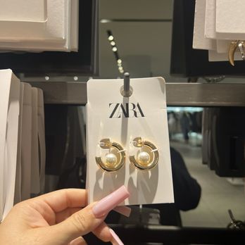 ZARA - Updated October 2025 - 71 Photos & 211 Reviews - 7014 E ...