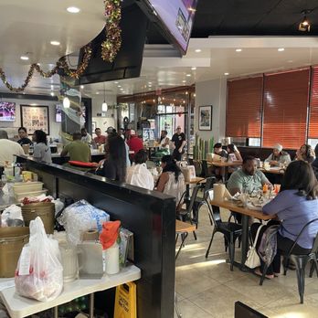 TASTY TAILS - Updated December 2025 - 447 Photos & 282 Reviews - 4950 ...