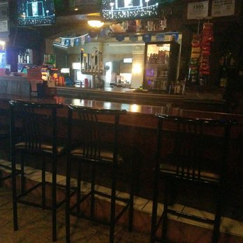 TAPPER’S PUB - Updated December 2025 - 26 Photos & 24 Reviews - 877 E ...