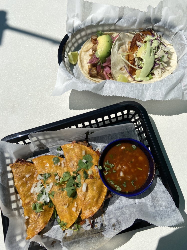 BRAZOS TACO BAR - 19 Photos & 16 Reviews - 1133 Emmet St N ...