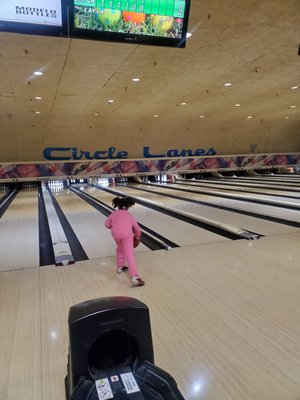 CIRCLE LANES - Updated December 2025 - 41 Photos & 64 Reviews - 7244 ...