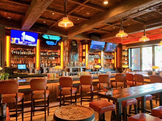 LOUIE BOSSI’S RISTORANTE BAR PIZZERIA - Updated September 2024 - 1299 ...