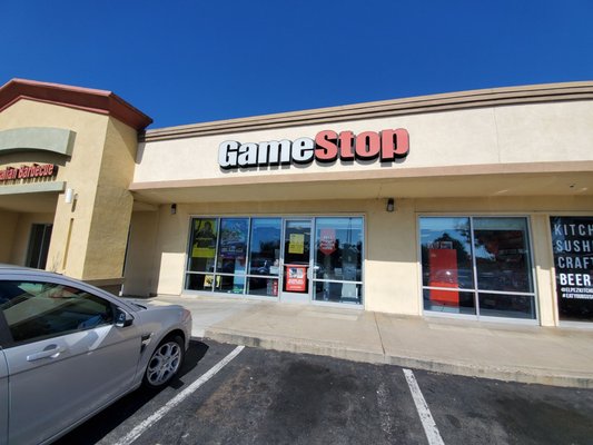 GAMESTOP - Updated July 2024 - 14 Photos & 26 Reviews - 3410 Palm Ave ...