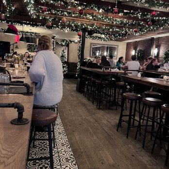 JACKDAW - Updated December 2025 - 364 Photos & 262 Reviews - 213 2nd ...