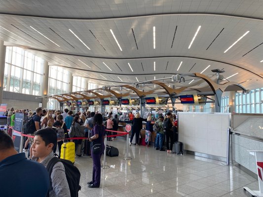 TERMINAL F - ATLANTA AIRPORT - Updated July 2025 - 30 Photos & 10 ...