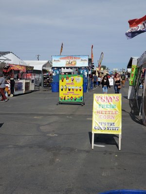 YUMA SWAP MEET - Updated 05/2025 - 26 Photos & 20 Reviews - 4000 S 4th ...