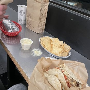 CHIPOTLE MEXICAN GRILL - Updated December 2025 - 23 Photos & 12 Reviews ...