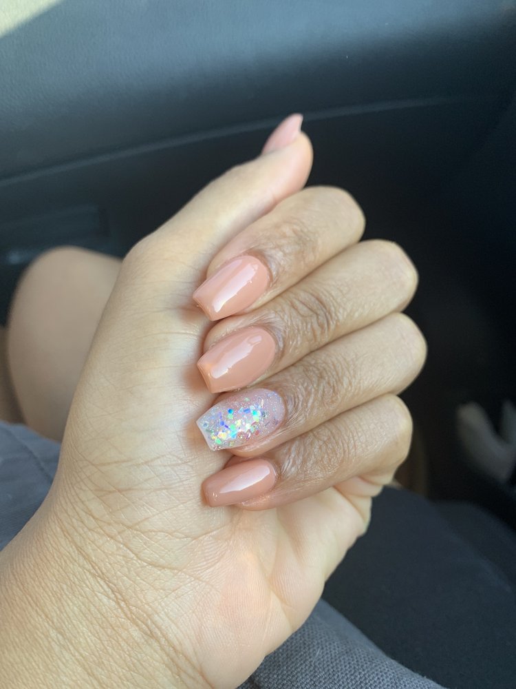 YU YU NAIL SPA - Updated June 2024 - 10 Photos - 5718 Clarendon Rd ...