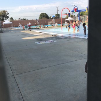 HARVARD RECREATION CENTER - Updated October 2025 - 11 Photos - 1535 W ...