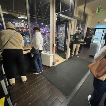 VICTORIA PASTRY - Updated May 2025 - 883 Photos & 748 Reviews - 700 ...