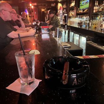 VICTORY BAR & CIGAR - Updated January 2026 - 17 Photos & 32 Reviews ...