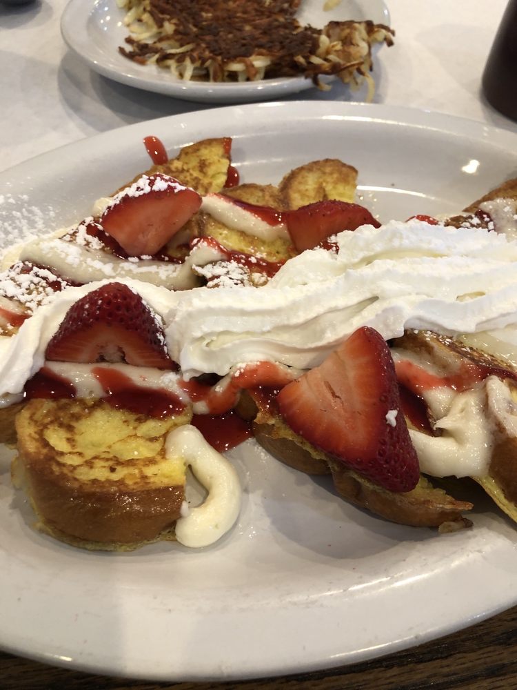 VILLAGE CAFE - 51 Photos & 105 Reviews - 6127 Ronald Reagan Dr, Lake ...