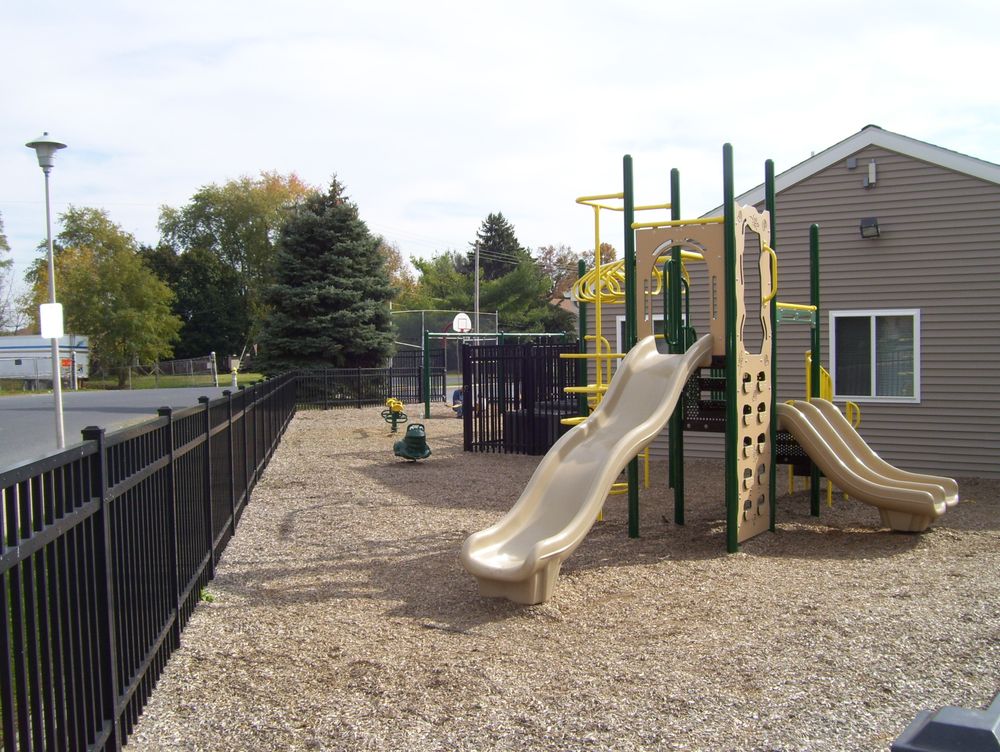 LEBANON VILLAGE APARTMENTS - 13 Photos - Apartments - 201 Lebanon Vlg ...