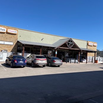 TXB - Updated August 2025 - 13 Photos - 21024 Hwy 71 W, Spicewood ...