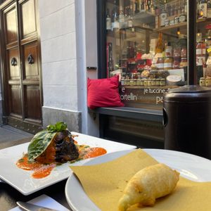 EMMA PIZZERIA - 220 Photos & 165 Reviews - Pizza - Via dei Monti della ...