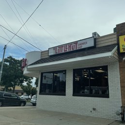 LITTLE HUT SANDWICH SHOP - Updated December 2025 - 82 Photos & 89 ...