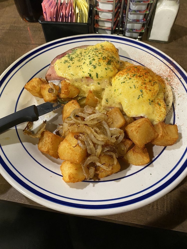 FREEDOM SQUARE DINER - NATRONA HEIGHTS - 23 Photos & 29 Reviews - 18 ...