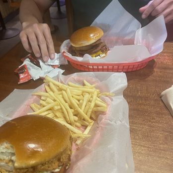 BANZAI BURGER - Updated June 2024 - 368 Photos & 415 Reviews - 2330 ...