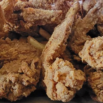 CHICAGOS CHICKEN SHACK - BROADVIEW - Updated March 2025 - 42 Photos ...