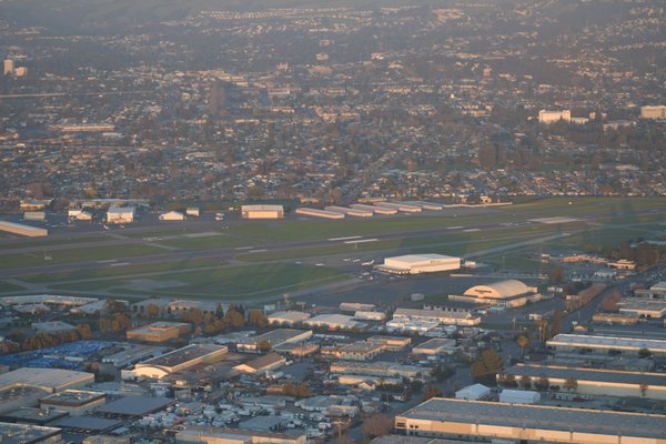HAYWARD EXECUTIVE AIRPORT - Updated October 2025 - 35 Photos & 10 ...