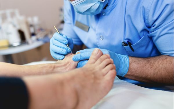 FOOT AND ANKLE CENTER - Updated December 2025 - 11 Reviews - 117 W Lake ...