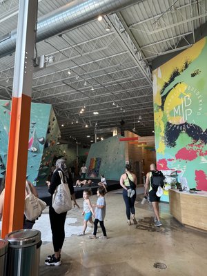 MINNEAPOLIS BOULDERING PROJECT - Updated January 2025 - 71 Photos & 44 ...