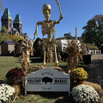 BUFFALO HOLIDAY MARKET - Updated February 2026 - 43 Photos - 444 Forest ...