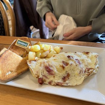 FITZWATER CAFE - Updated October 2025 - 306 Photos & 302 Reviews - 728 ...