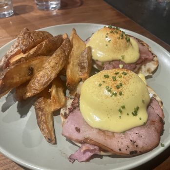 BLOCK RESTAURANT - Updated December 2025 - 363 Photos & 354 Reviews ...