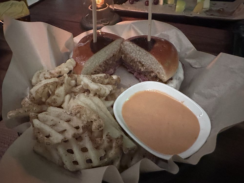 HIDDEN ACE - Updated January 2026 - 1702 Glencoe Mountain Way, Park ...