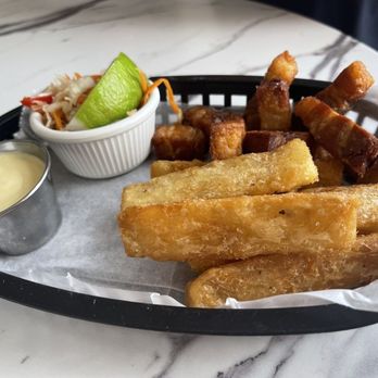 BILIA EATERY & COFFEE - Updated September 2024 - 494 Photos & 302 ...