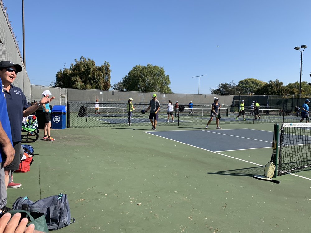 FOSTER CITY RECREATION CENTER - 39 Photos & 12 Reviews - Recreation ...