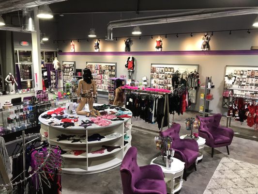 Cupids Lingerie Updated April 2025 16 Photos 3600 Se Guess Who Dr Bentonville Arkansas