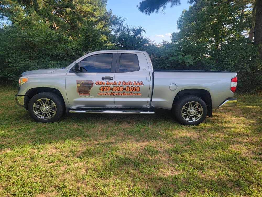 JR’S LOCK & SAFE - Updated October 2025 - 19 Photos - Fayetteville ...
