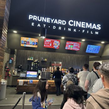 PRUNEYARD CINEMAS - Updated November 2024 - 458 Photos & 394 Reviews ...