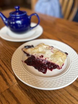 CHESTNUT COTTAGE RESTAURANT - Updated December 2025 - 529 Photos & 575 ...