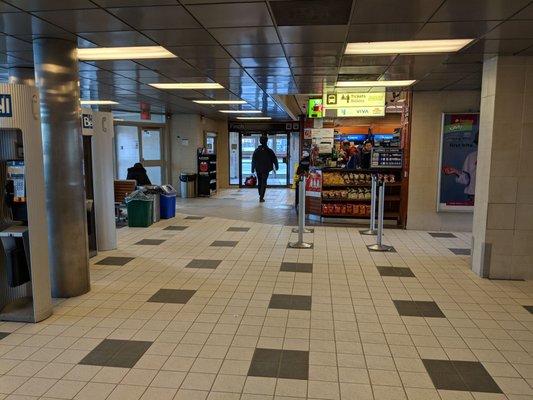 FINCH GO BUS TERMINAL - Updated October 2025 - 10 Reviews - 5697 Yonge ...