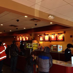 REGAL SECAUCUS SHOWPLACE - Updated May 2025 - 42 Photos & 11 Reviews ...