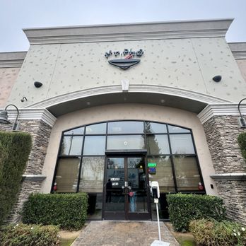 MR PHO - Updated October 2025 - 170 Photos & 147 Reviews - 3360 N State ...