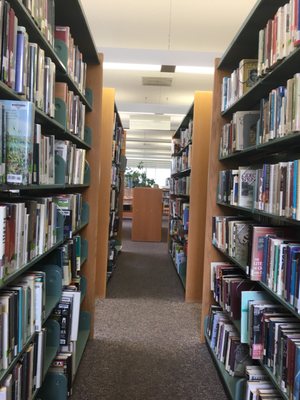 CHICAGO PUBLIC LIBRARY - MERLO - Updated December 2025 - 21 Photos & 95 ...