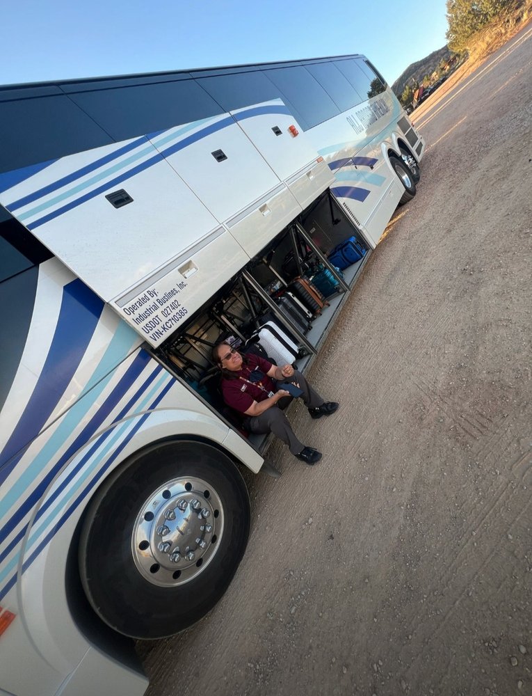 ALL ABOARD AMERICA - Updated October 2025 - 17 Photos - 230 S Country ...