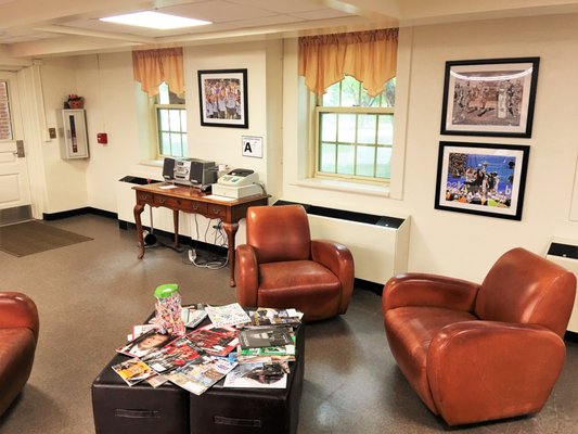 WAKE FOREST UNIVERSITY BARBER SHOP - Updated September 2025 - 49 Photos ...