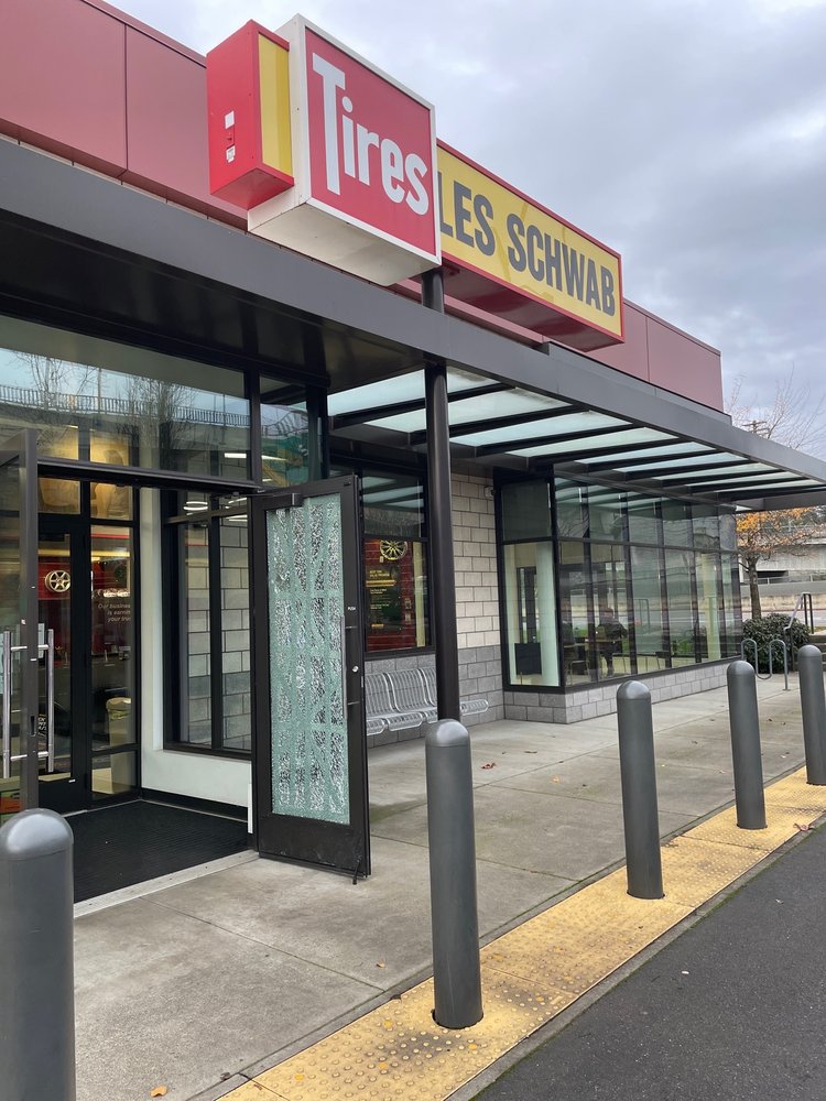 Les Schwab Portland Or